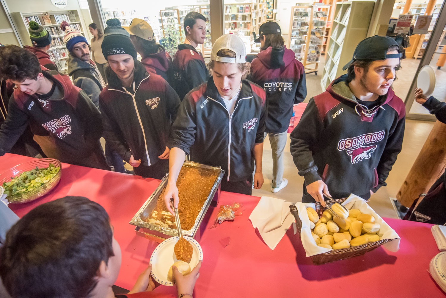 Elementary students showcase talents and cuteness in Christmas concert ...