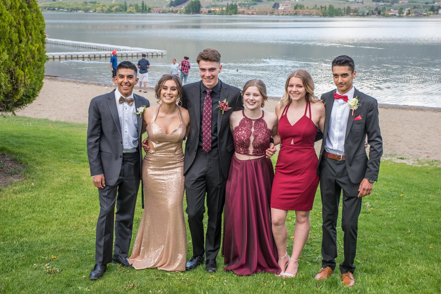 OSS dresses up for their prom - TimesChronicle.ca