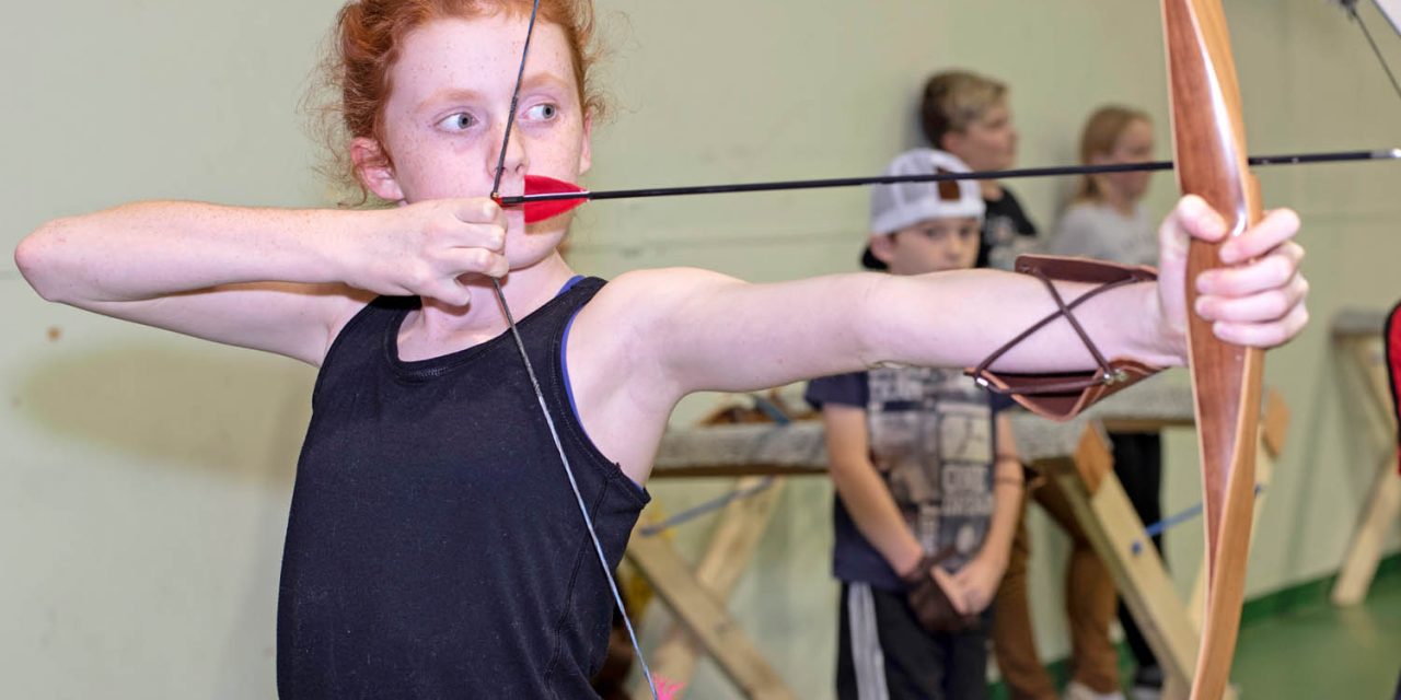 New indoor archery school hits a bull’s eye with students ...