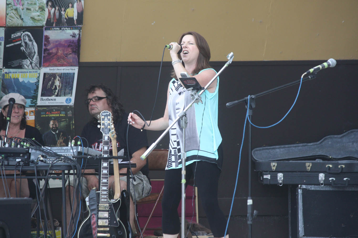 Local singers urged to sign up soon as Osoyoos Idol competition returns ...