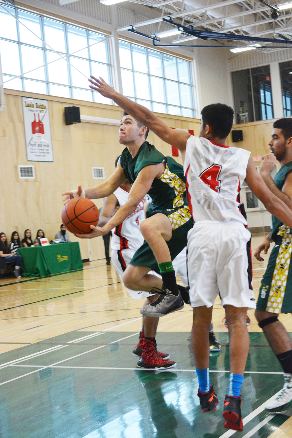 Hornets lose their sting - TimesChronicle.ca