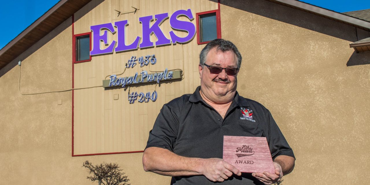 New Elks Proud Award passes through Osoyoos - TimesChronicle.ca