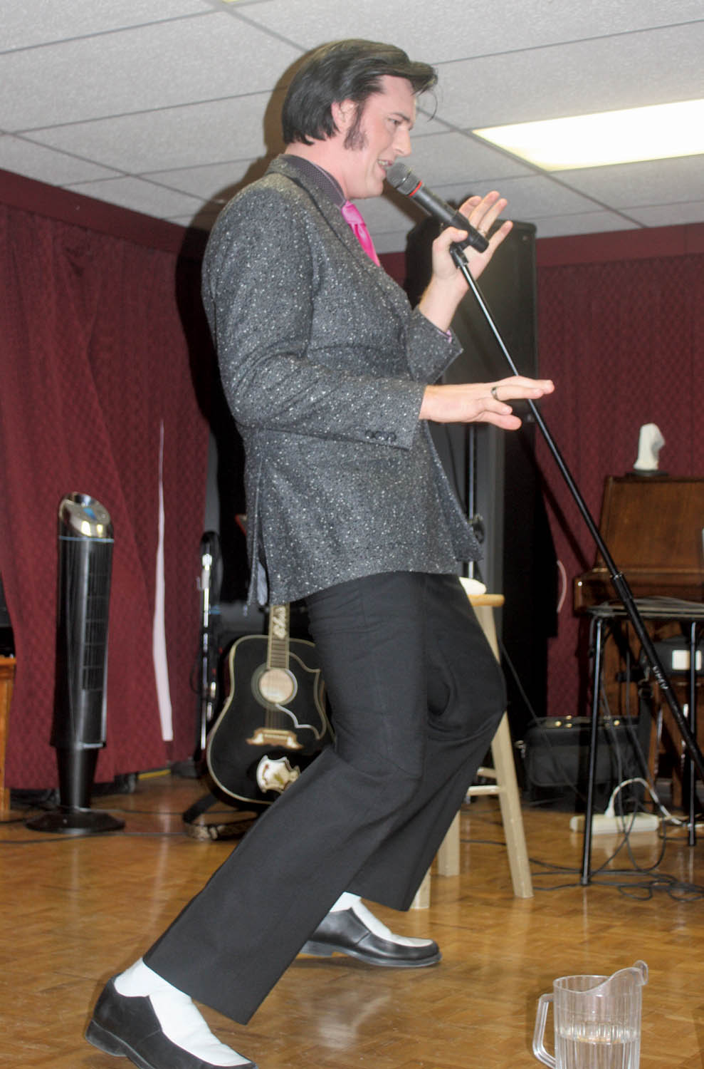 Adam Fitzpatrick pays tribute to Elvis 'The King' Presley in Osoyoos ...