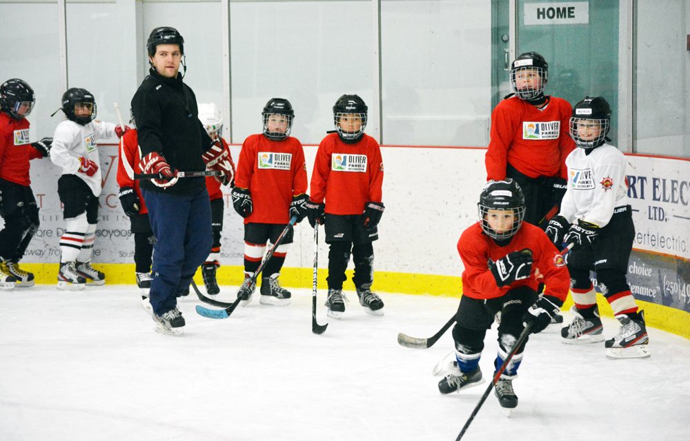Students love hockey afternoon in Oliver - TimesChronicle.ca