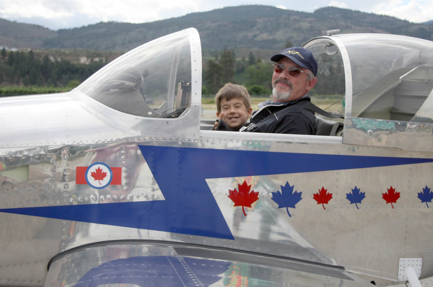 Youngsters get introduction to pilots' life at COPA For Kids event ...