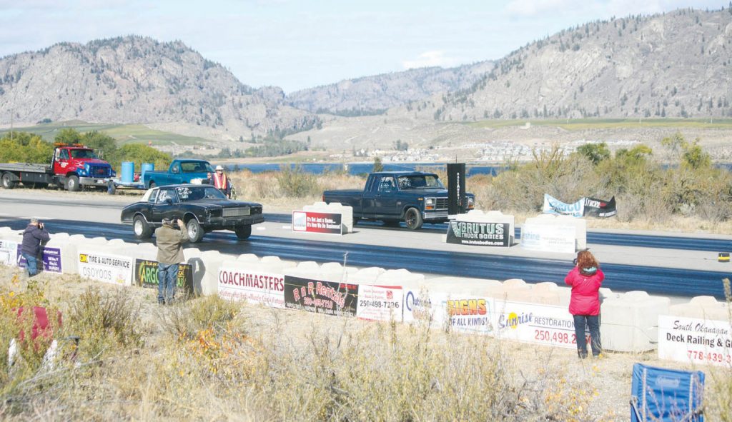 Drag racers get one last kick at the can - TimesChronicle.ca
