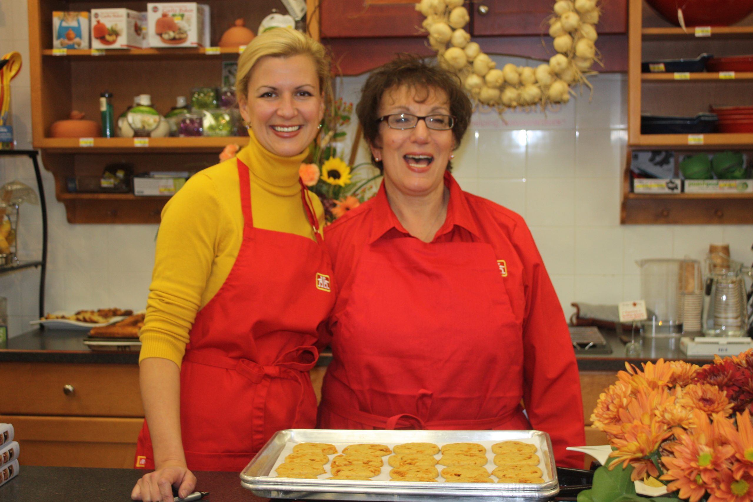 FOOD NETWORK STAR ANNA OLSON GETS WARM RECEPTION DURING VISIT TO ...