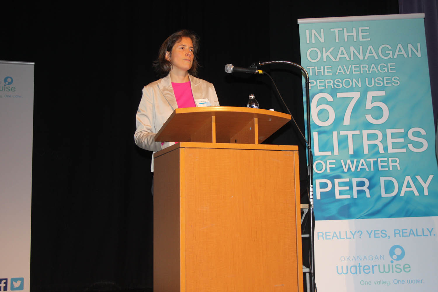 Expert urges municipal leaders to form regional water protection ...