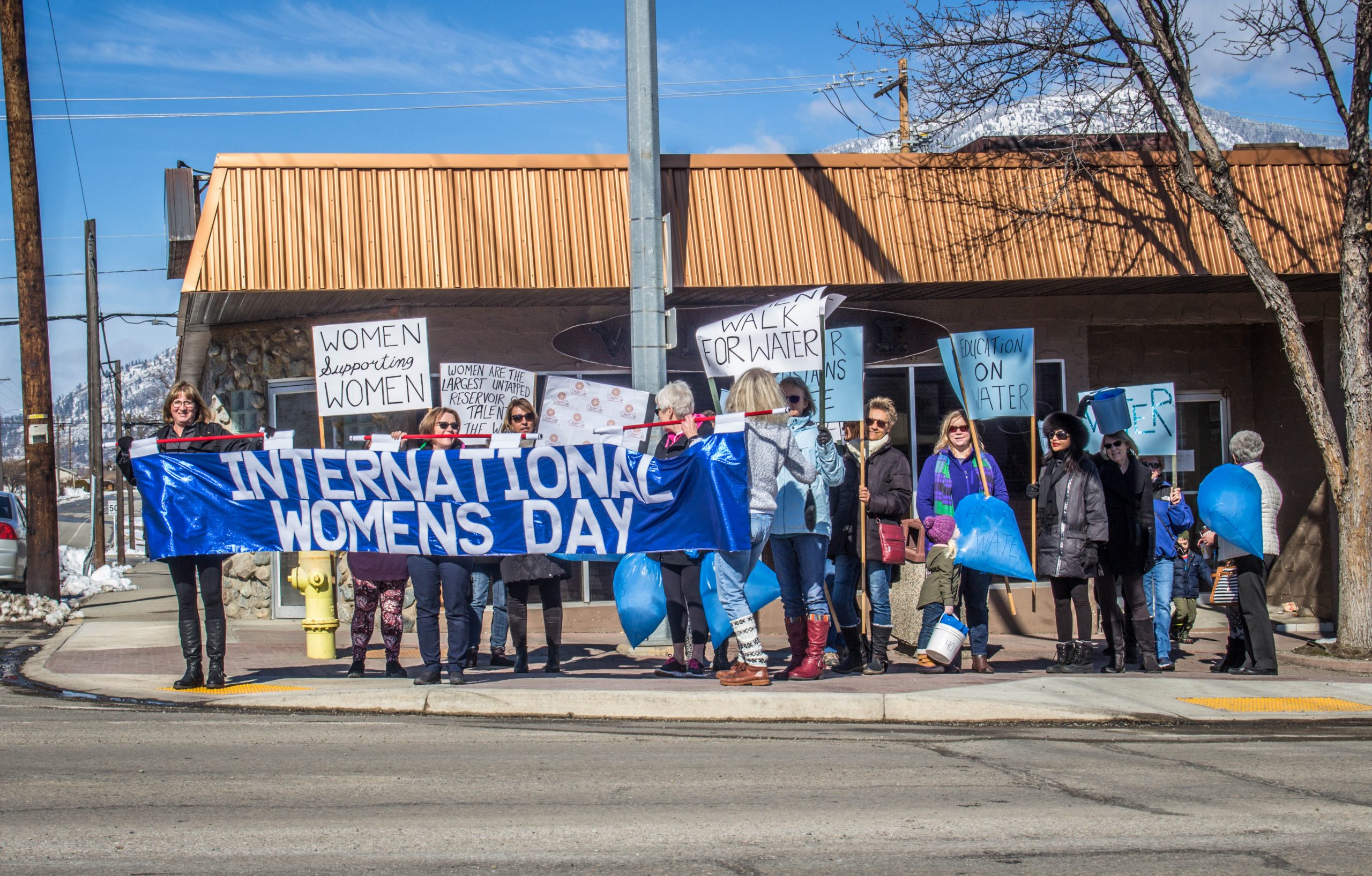 Osoyoos' first women's march raises awareness of global issues ...