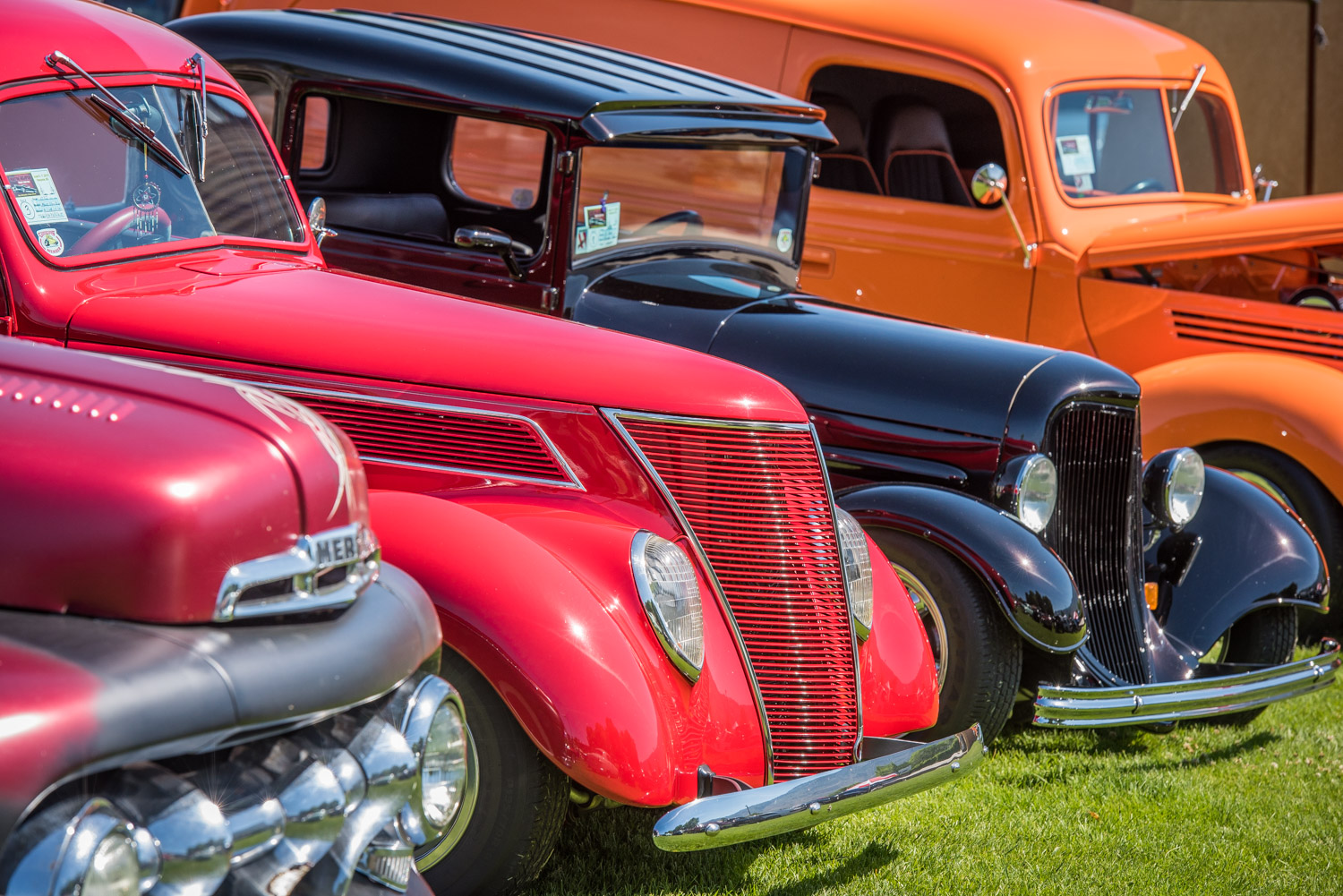 Cactus Jalopies shows wide collection of classic cars, trucks, hot rods ...