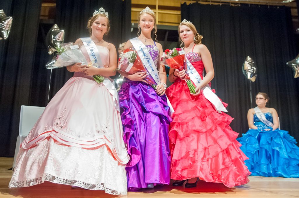 Teagen Aspell crowned as new Miss Osoyoos at Osoyoos Royalty Pageant ...