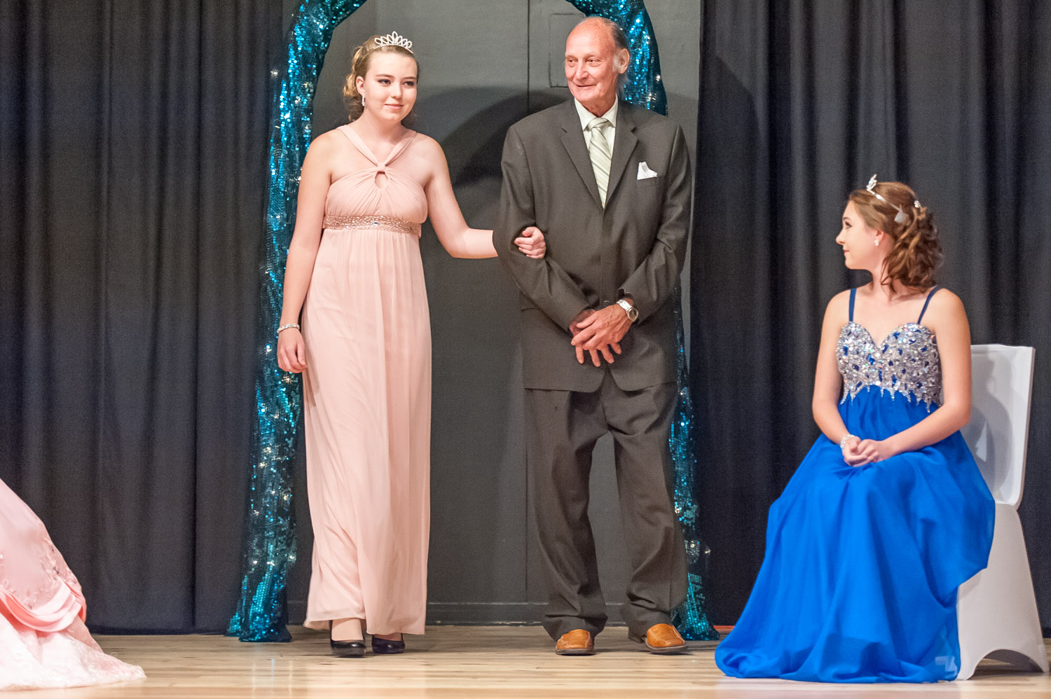 Emmaleigh Diwell chosen as Miss Osoyoos; Taryn Aspell and Laura Devries ...