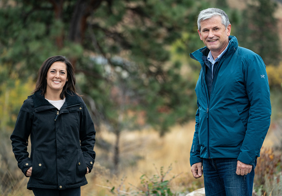 Wilkinson stops in Oliver, promises high speed internet - TimesChronicle.ca