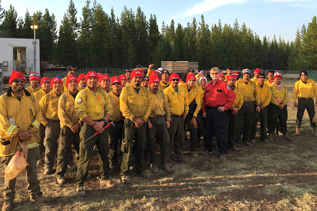 101 Mexican firefighters in Osoyoos to join fireline Tuesday ...