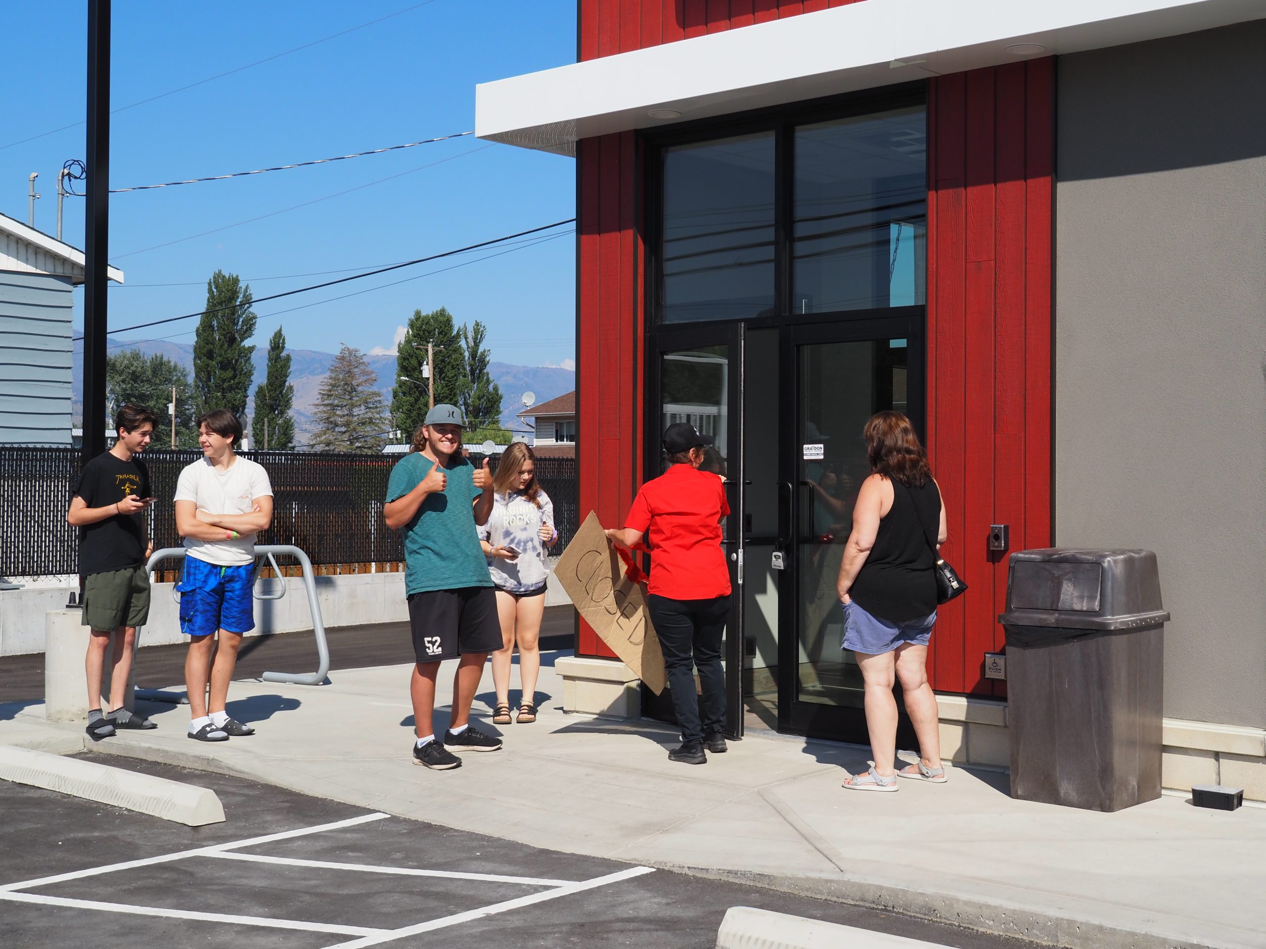 Fried chicken fans rejoice as KFC opens in Osoyoos - TimesChronicle.ca