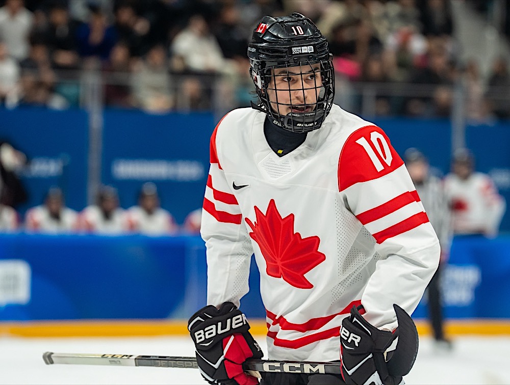 Okanagan hockey players return from "amazing experience ...