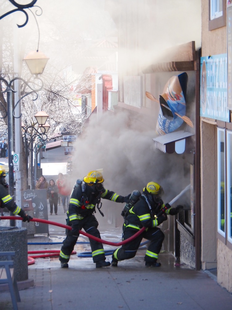UPDATE: Loco Amigos fire contained Main St. open - TimesChronicle.ca