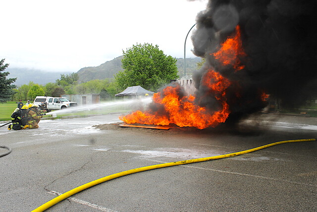 Hundreds of firefighters descend on Oliver for spring training ...